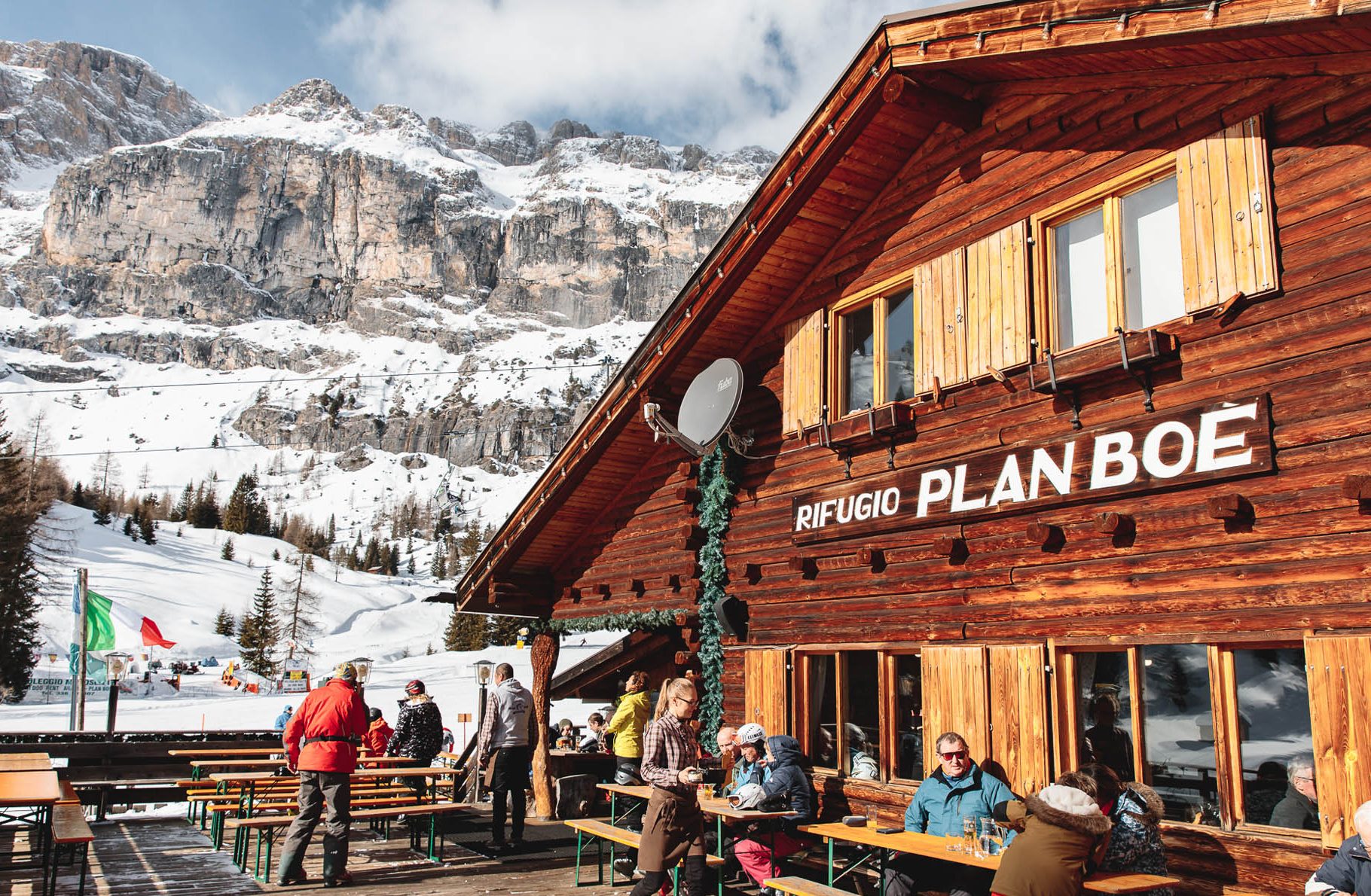 Rifugio Plan Boè in Estate - Rifugio Plan Boè